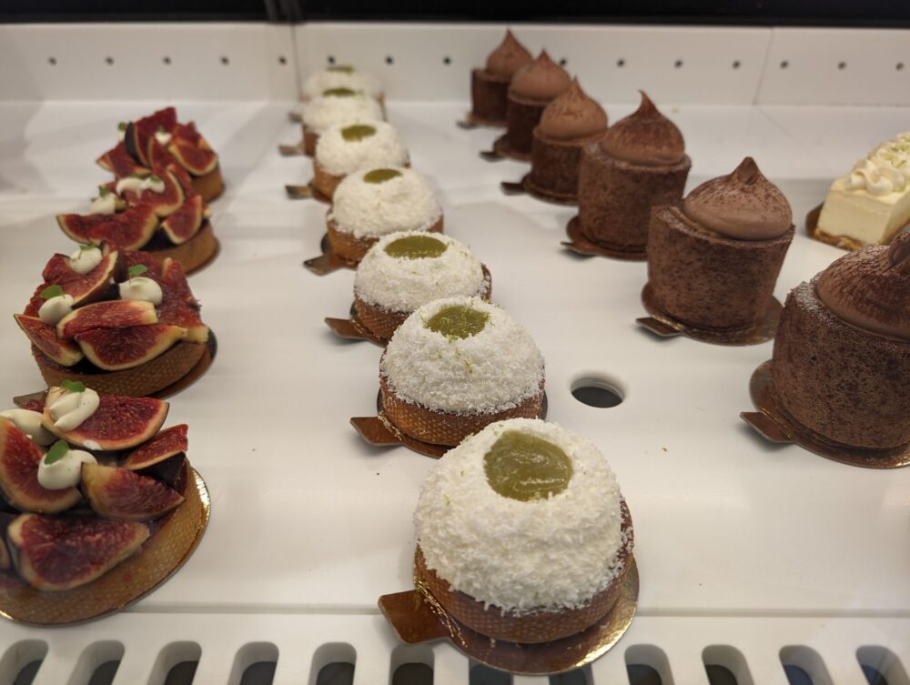 I shot 180+ photos with the Google Pixel 8 Pro in Paris