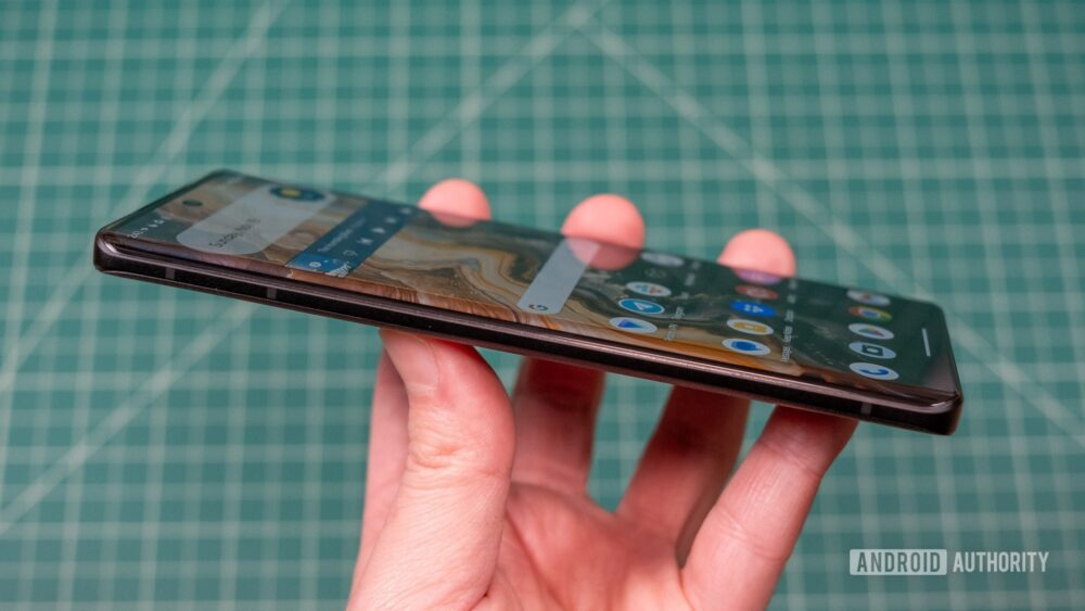 Motorola Edge (2023) review: Should you buy it? - Android Authority