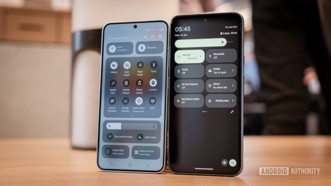 How to turn the flashlight on or off on Android - Android Authority