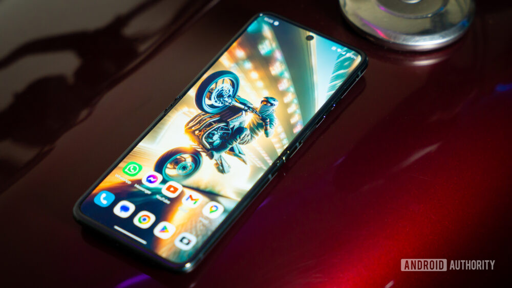 Download these cool wallpapers for your phone - Android Authority