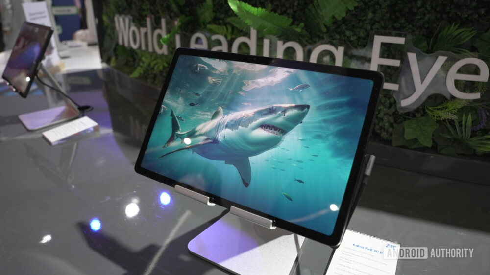 Ditch the glasses: This tablet delivers a 3D experience without the hassle