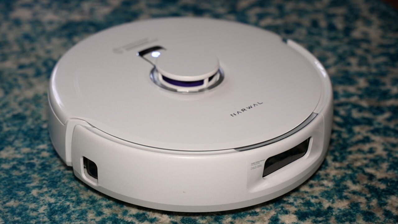 Narwal Freo X Ultra review: Powerful and reliable floor cleaning ...