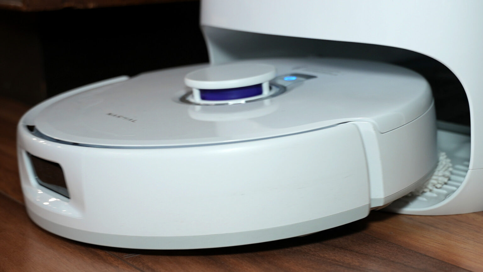 Narwal Freo X Ultra review: Powerful and reliable floor cleaning ...