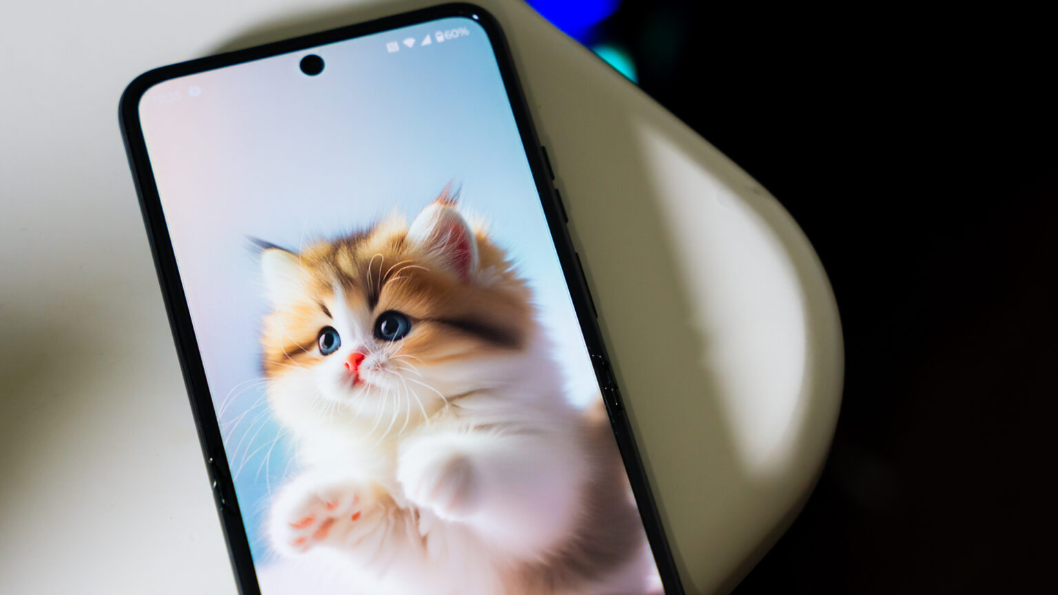 Download these cute wallpapers for your phone - Android Authority