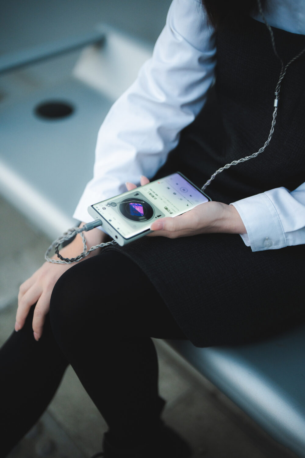 Moondrop's audiophile-focused MIAD 01 smartphone lands in the US ...