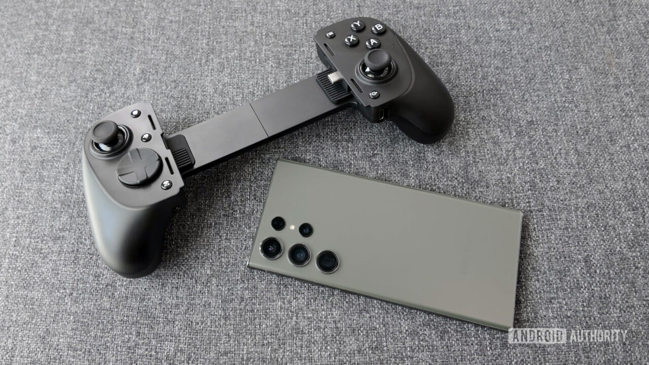 Razer Kishi Ultra review: Should you buy it? - Android Authority