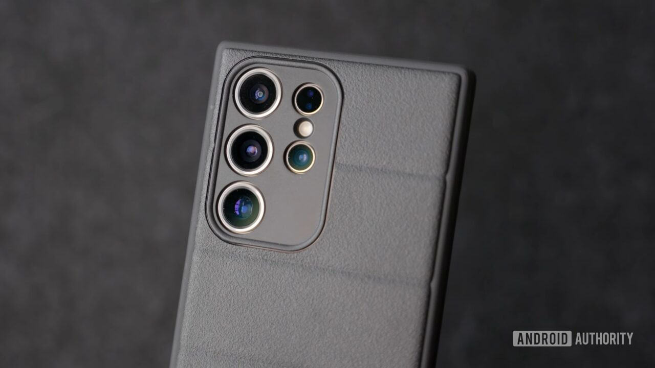 Samsung Galaxy S24 Ultra Caseology Athlex case review: Fitness first