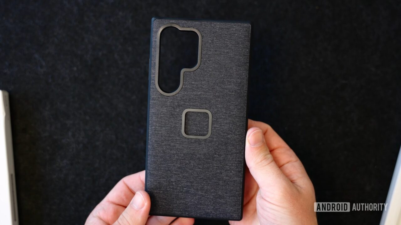 Peak Design Everyday Samsung Galaxy S24 case review: Worth buying?