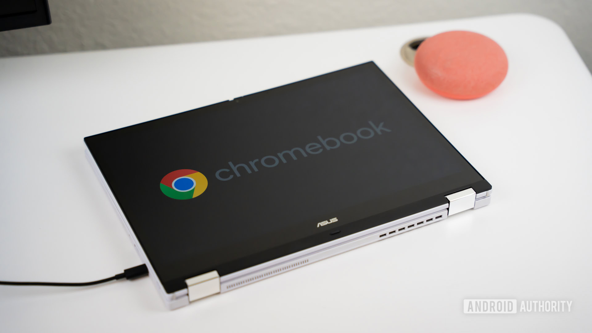 How to fix a Chromebook that won't turn on or stay on - Android Authority