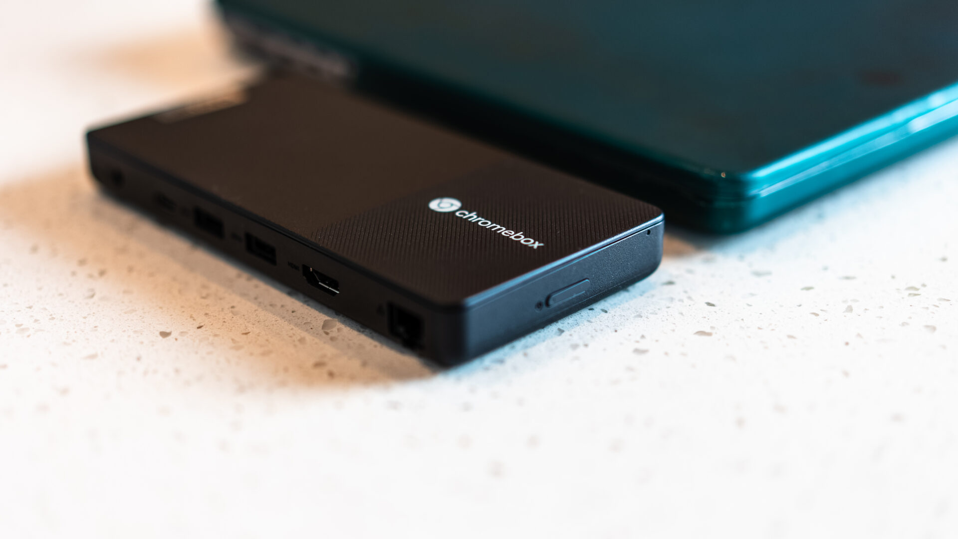 Lenovo Chromebox Micro review: Chrome OS in a smartphone-sized box