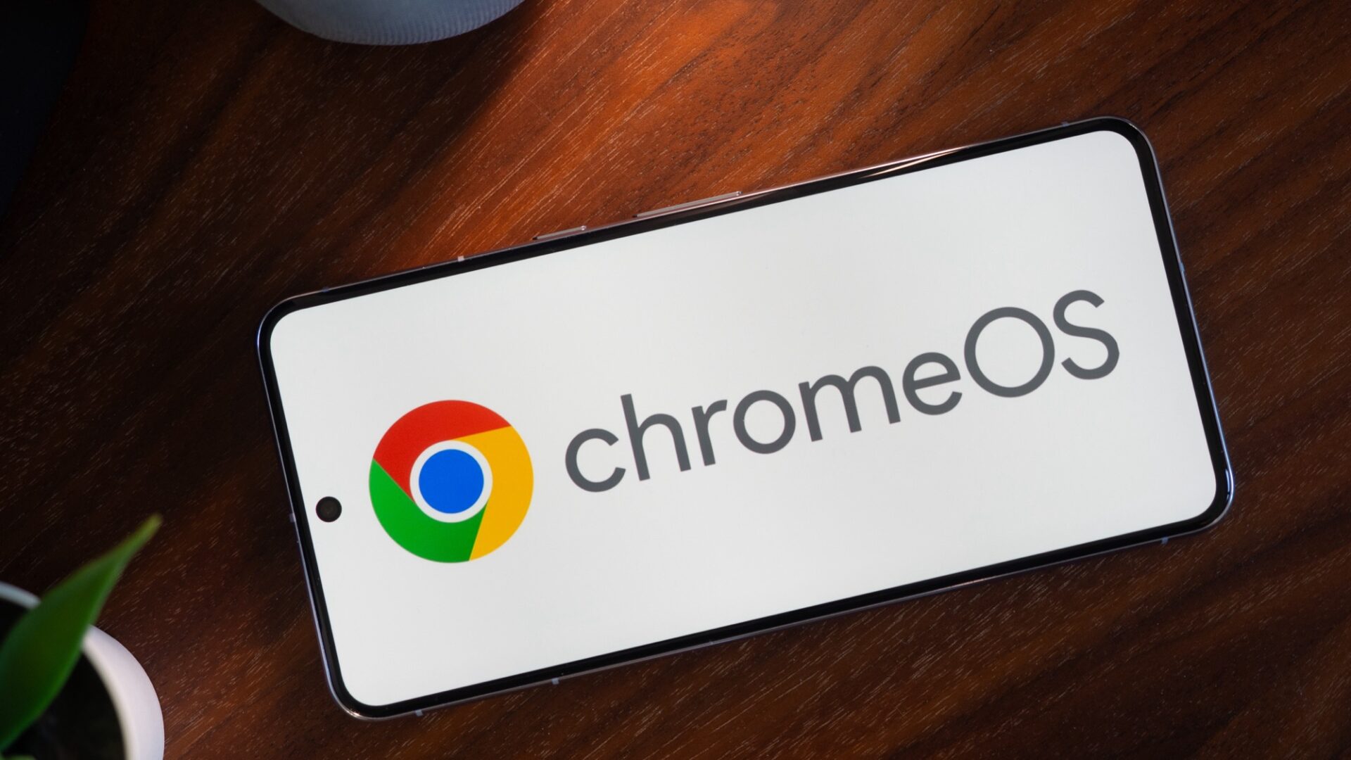Exclusive: Google is experimenting with running Chrome OS on Android