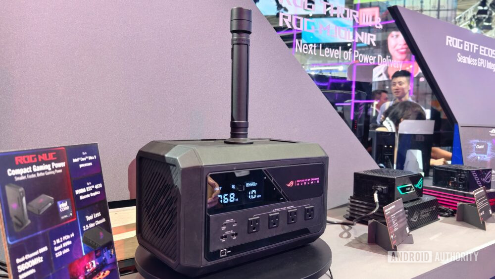 ASUS shows off Mjolnir, a hammer-shaped power station with Qi 2.0 support