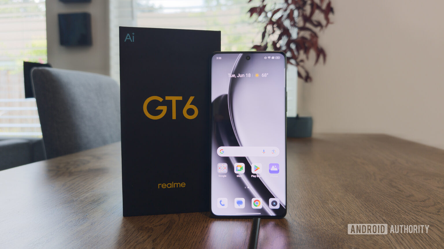 realme GT 6 launches with Snapdrasgon 8s Gen 3, bright display ...