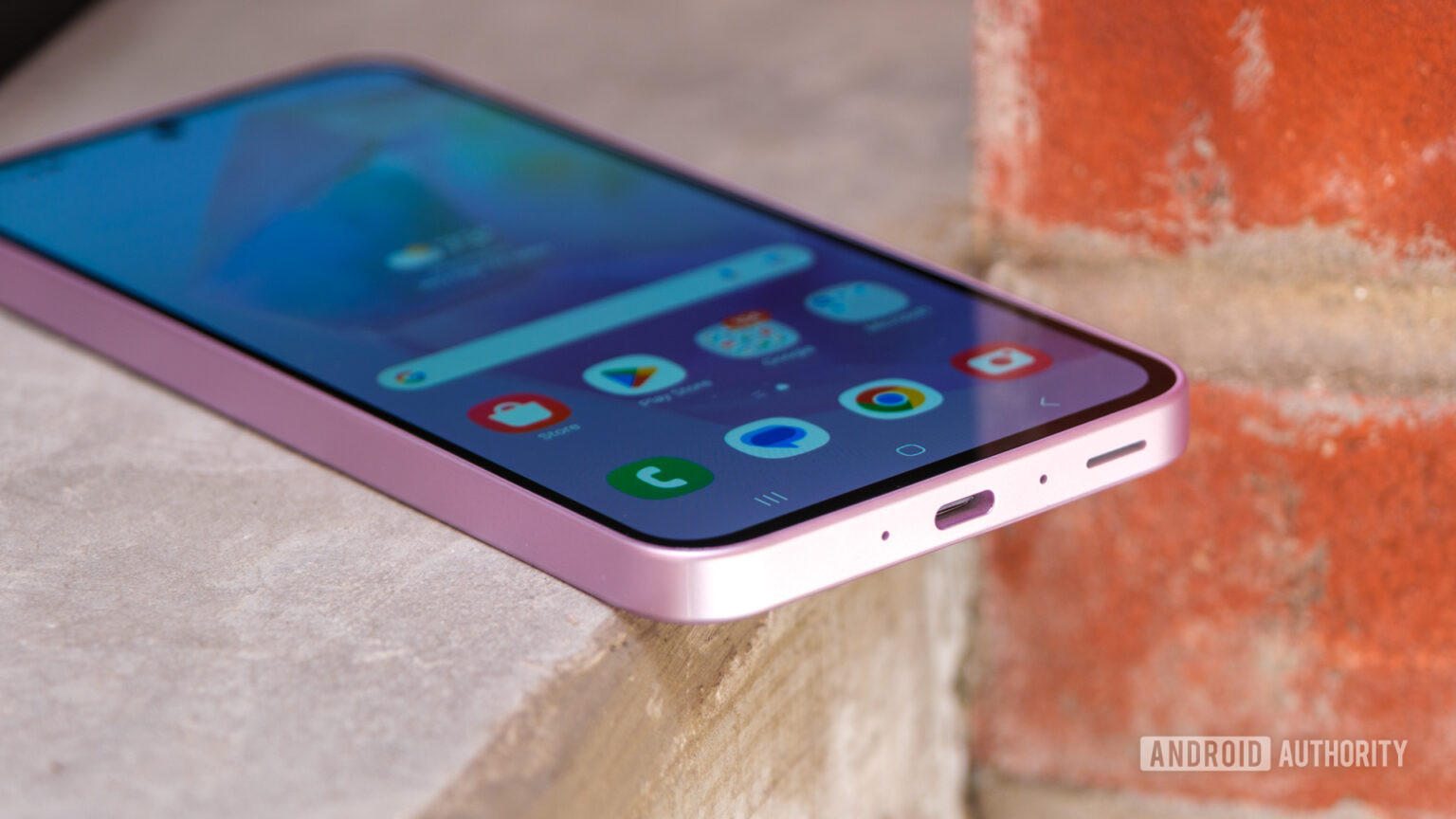 How to clean a USB-C port - Android Authority