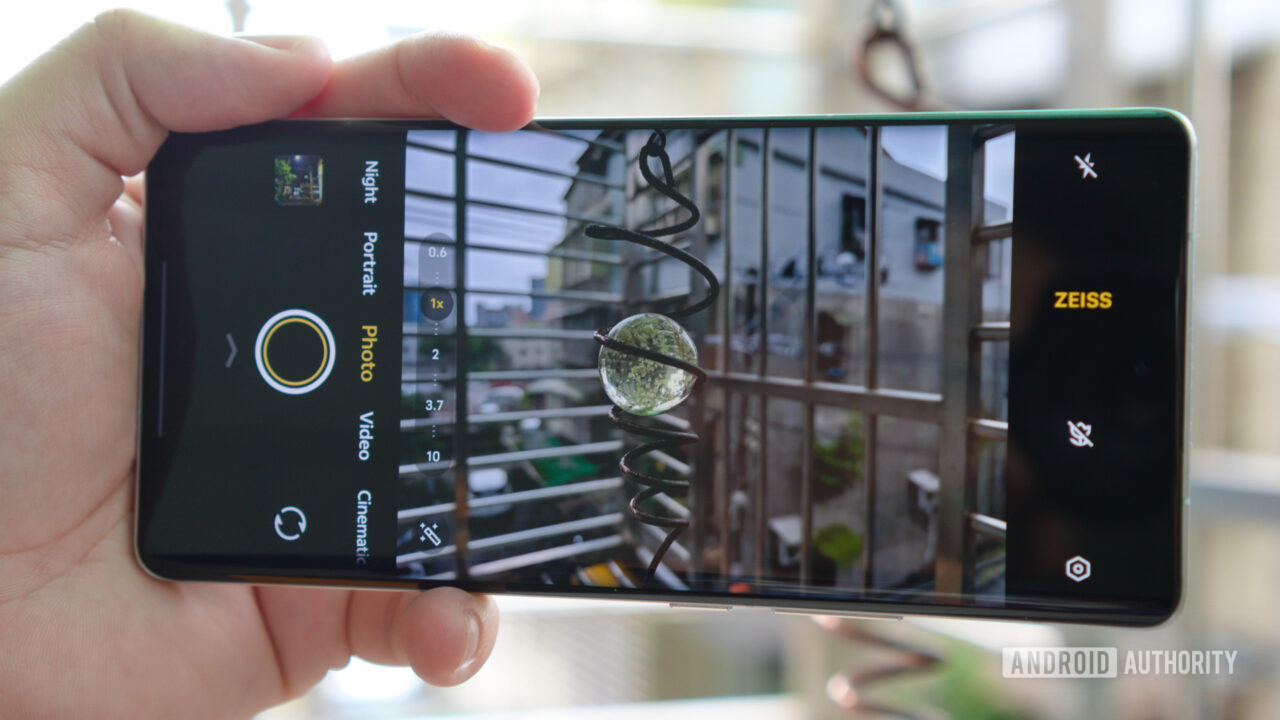 Let's rank all the Android phone camera apps from worst to best