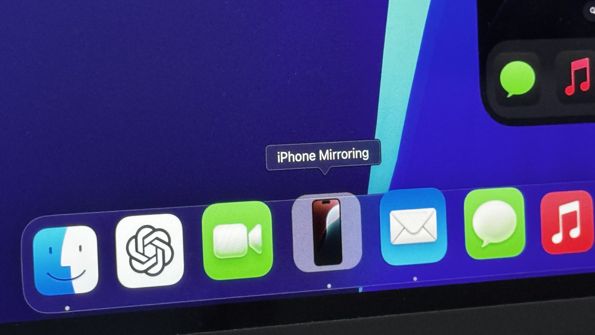 iPhone Mirroring on latest OS betas brings jiggle mode support ...