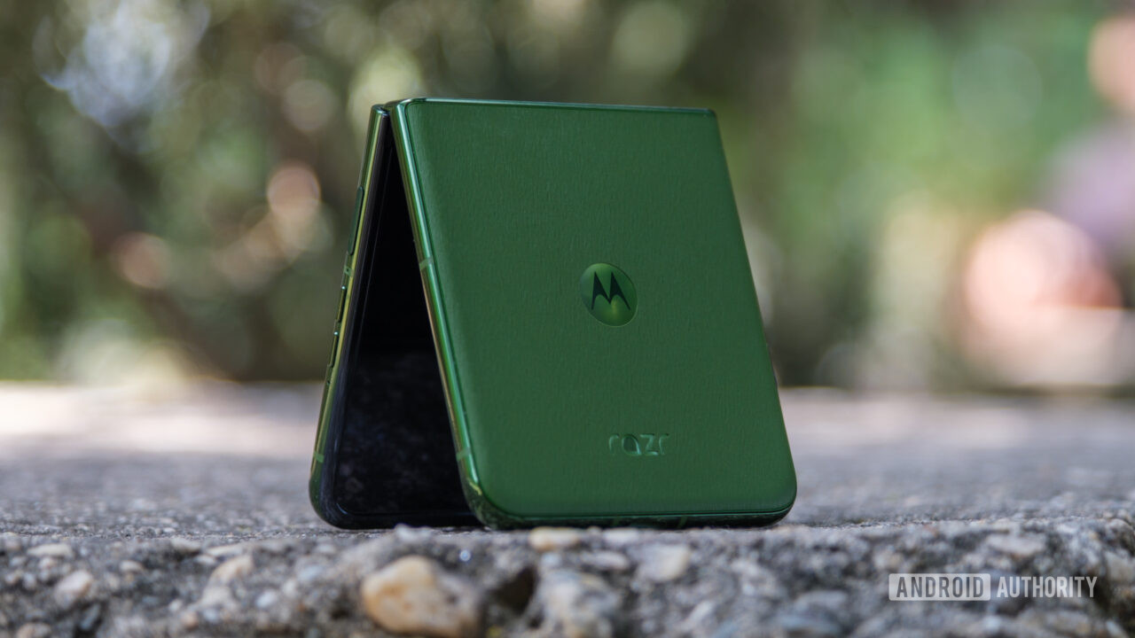 The Motorola Razr Plus 2025 looks like the perfect upgrade to me