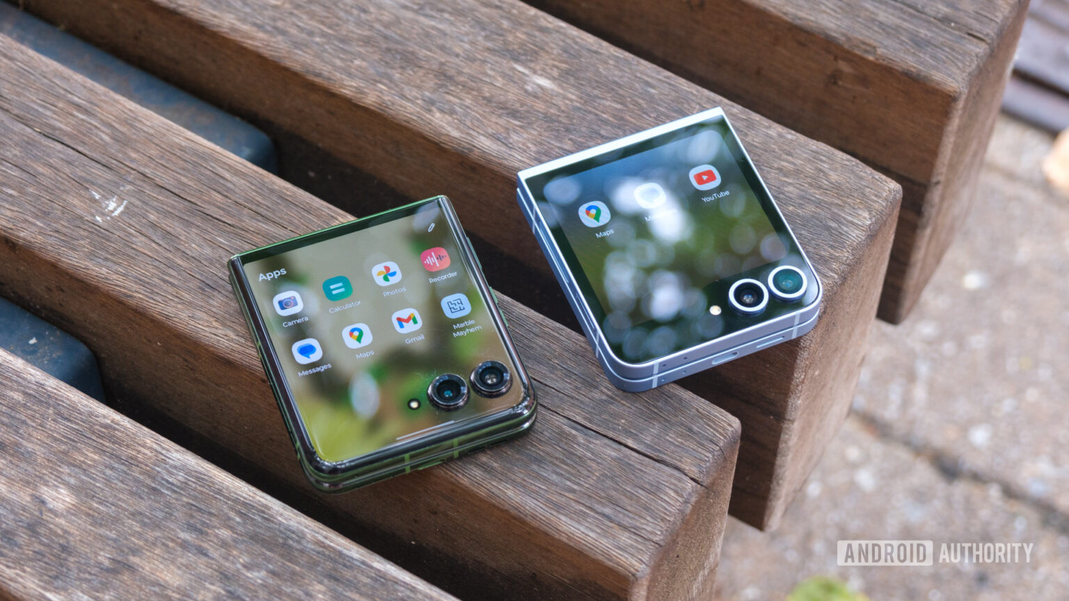 The best flip smartphones from Samsung and Motorola are on sale ...