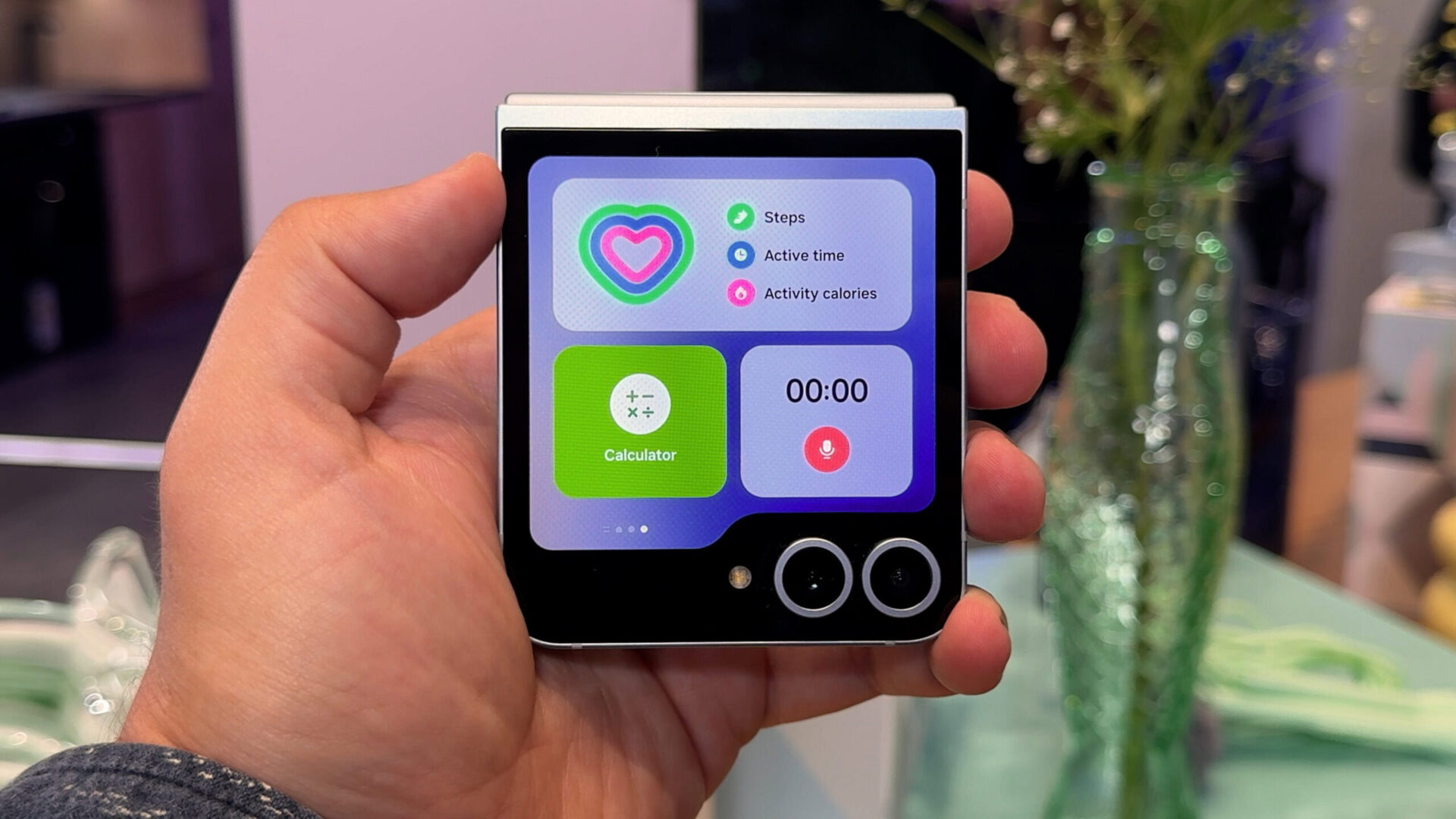 Samsung Galaxy Z Flip 6 is here: Price, specs, features, all you need ...