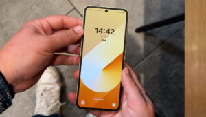 Samsung Galaxy Z Flip 6 is here: Price, specs, features, all you need ...