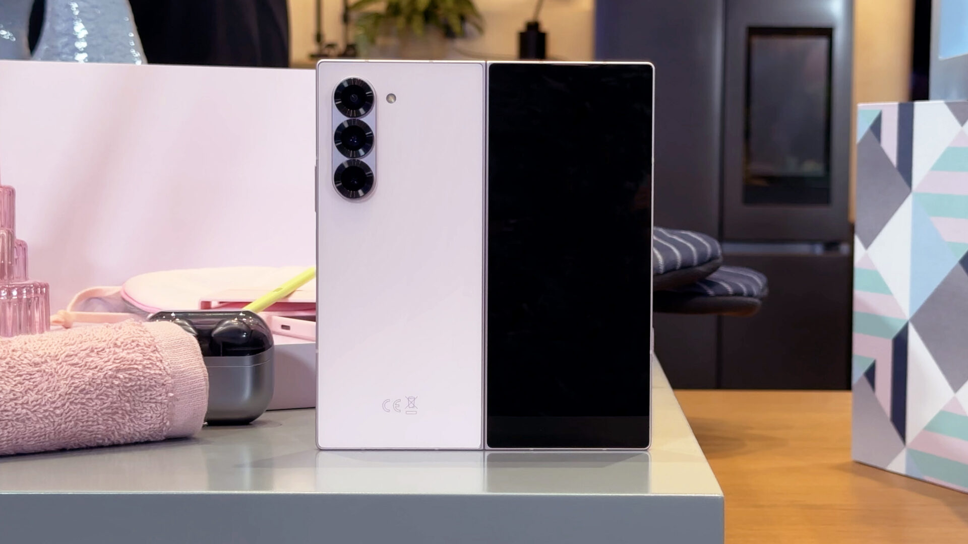 Samsung Galaxy Z Fold 6 problems and how to fix them - Android Authority