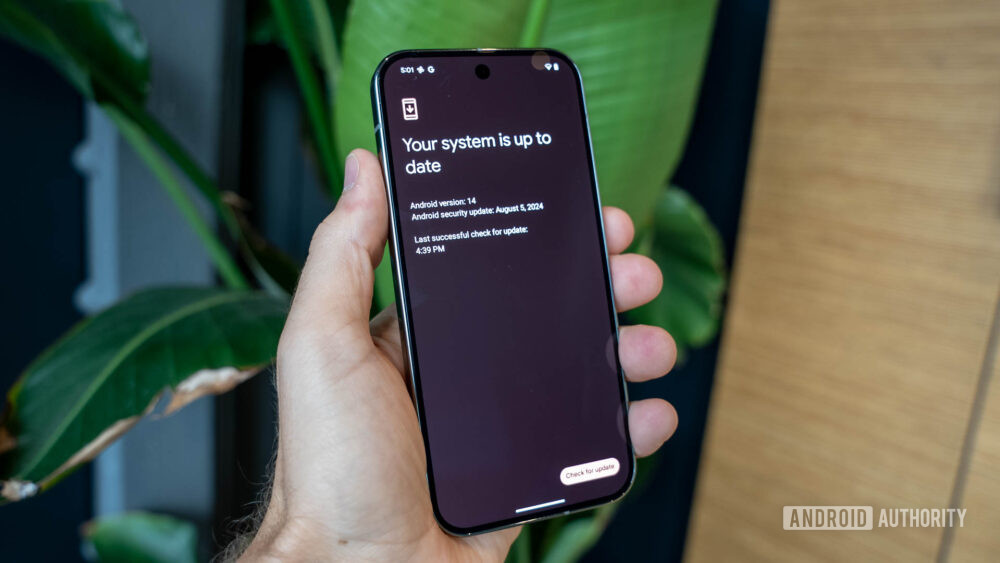 How Android's making it easier for phones to get 7 years of updates ...