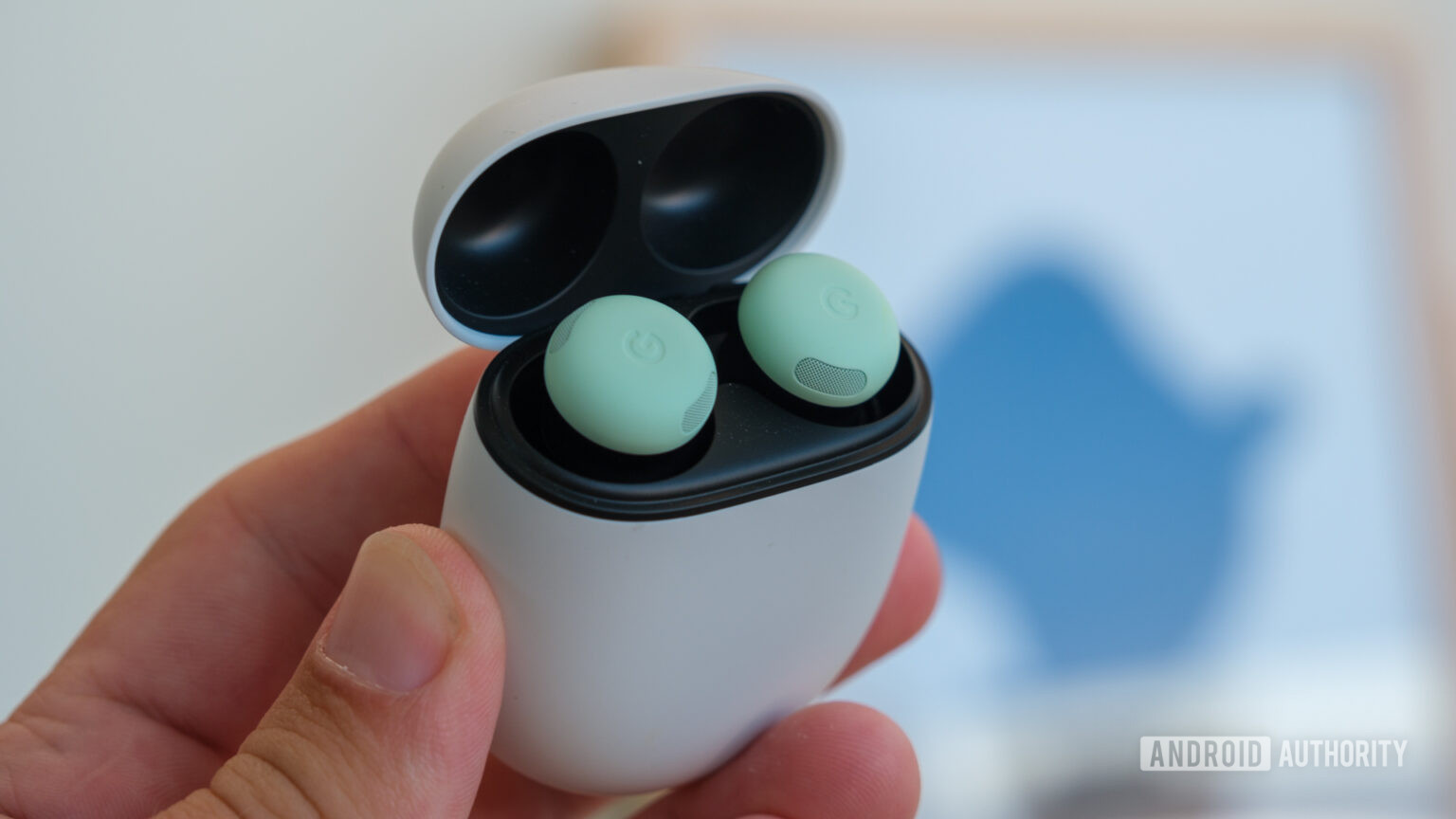 Pixel Buds Pro 2 just got new firmware for the first time since launch ...