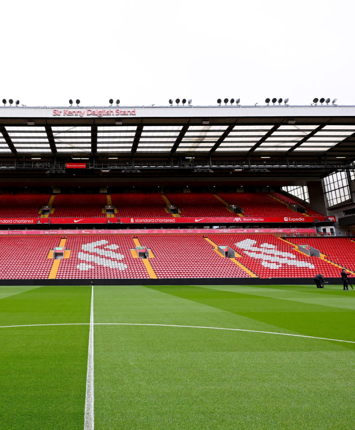 New Pixel wallpapers for football fans leak (APK teardown) - Android ...