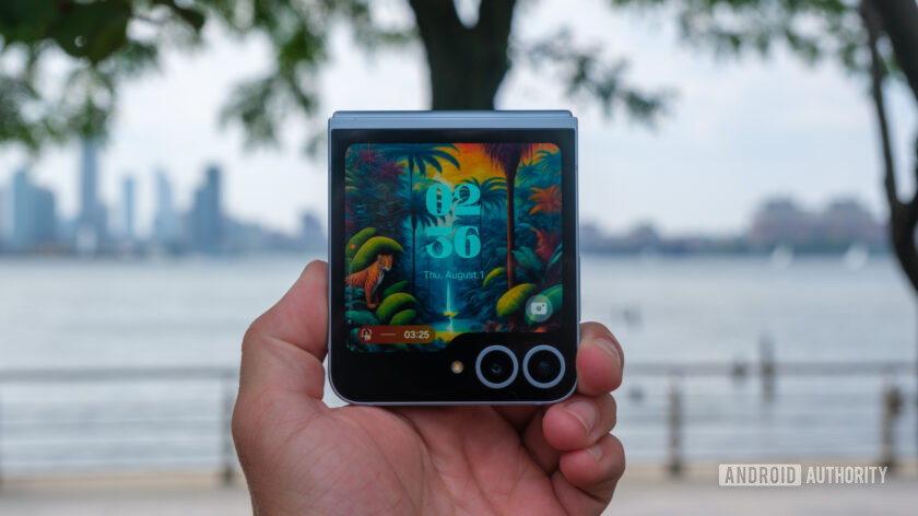 Samsung Galaxy Z Flip 6 problems and how to fix them - Android Authority