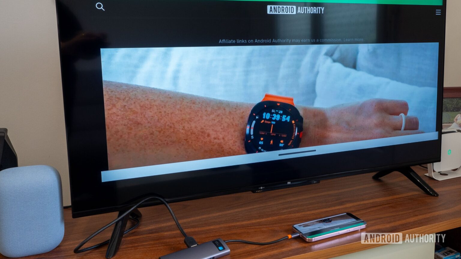 The Pixel 9 series supports display output over USB-C out of the box