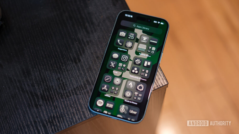 iPhone vs Android: 10 things iOS does better - Android Authority