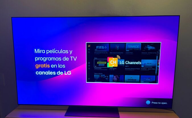 Not even paying $2,000 can save you from screensaver ads on LG OLED TVs ...