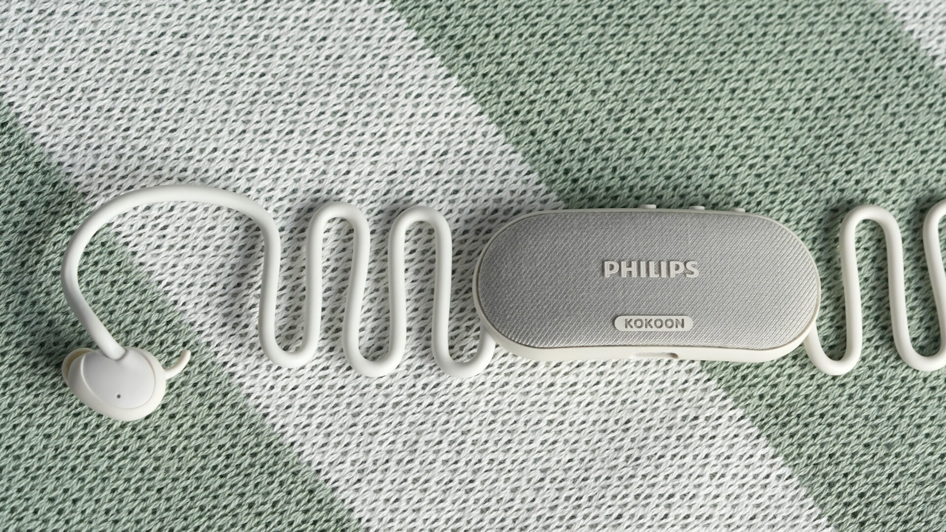 Philips Sleep Headphones with Kokoon review - Android Authority