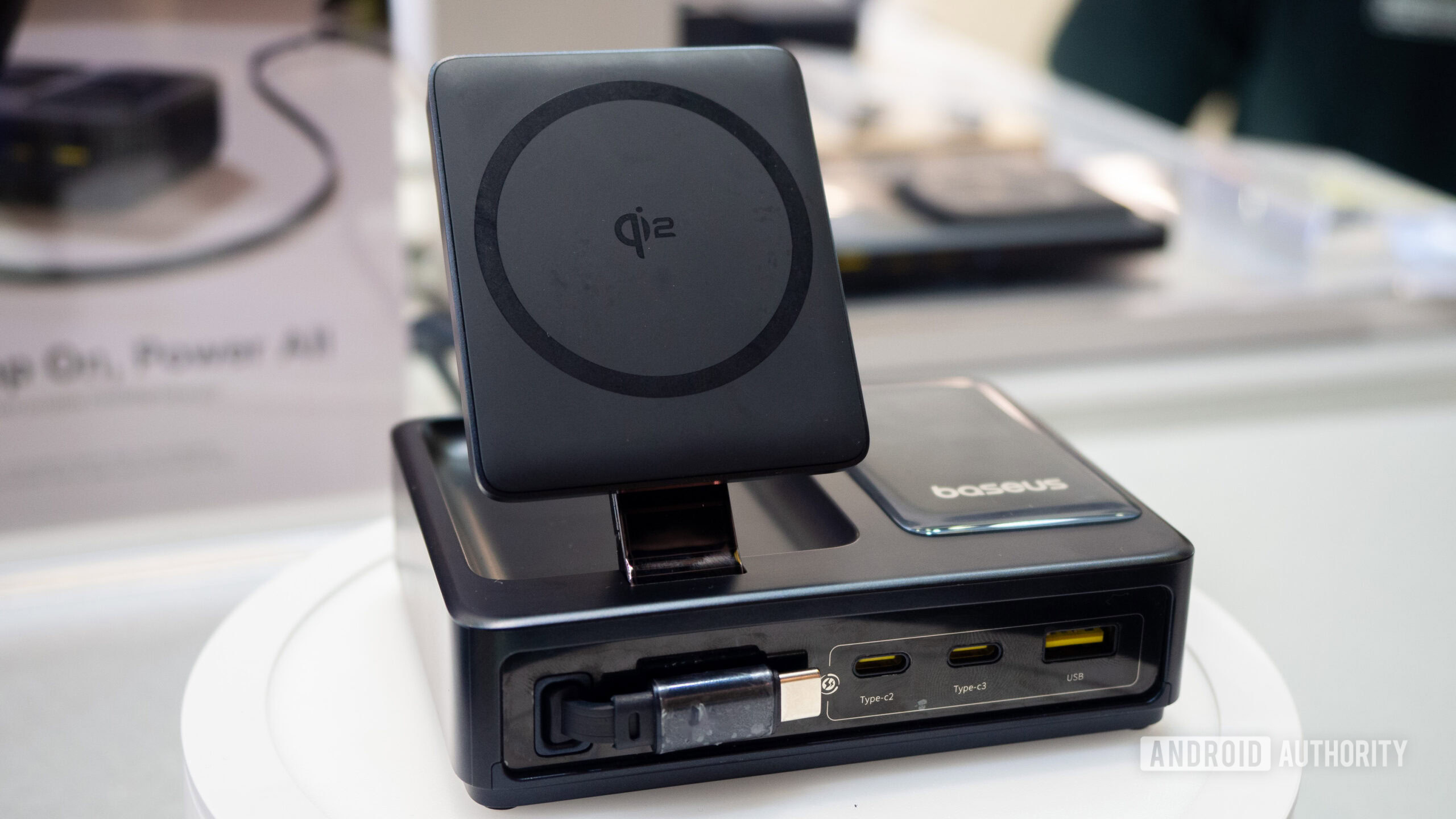  Qi2 140W USB C 0x 