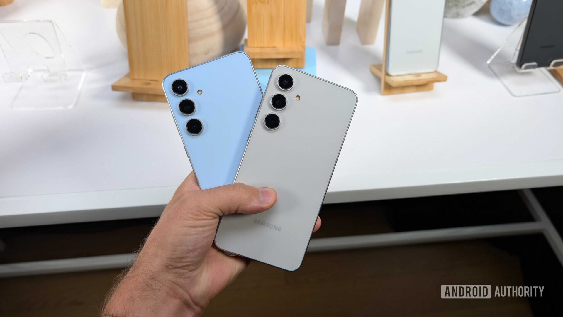 Galaxy S24 FE vs Galaxy S24: Which should you buy?