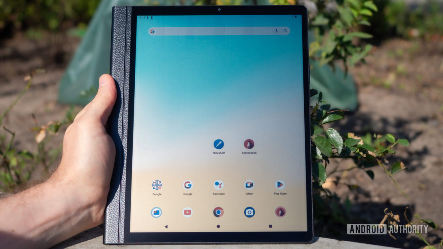 This Android tablet's unique display looks and feels like E-Ink but is an LCD panel