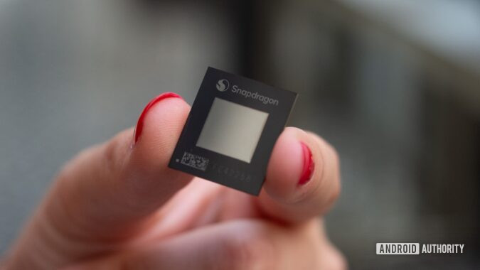 Snapdragon X Plus benchmarked: Faster than a MacBook Air?