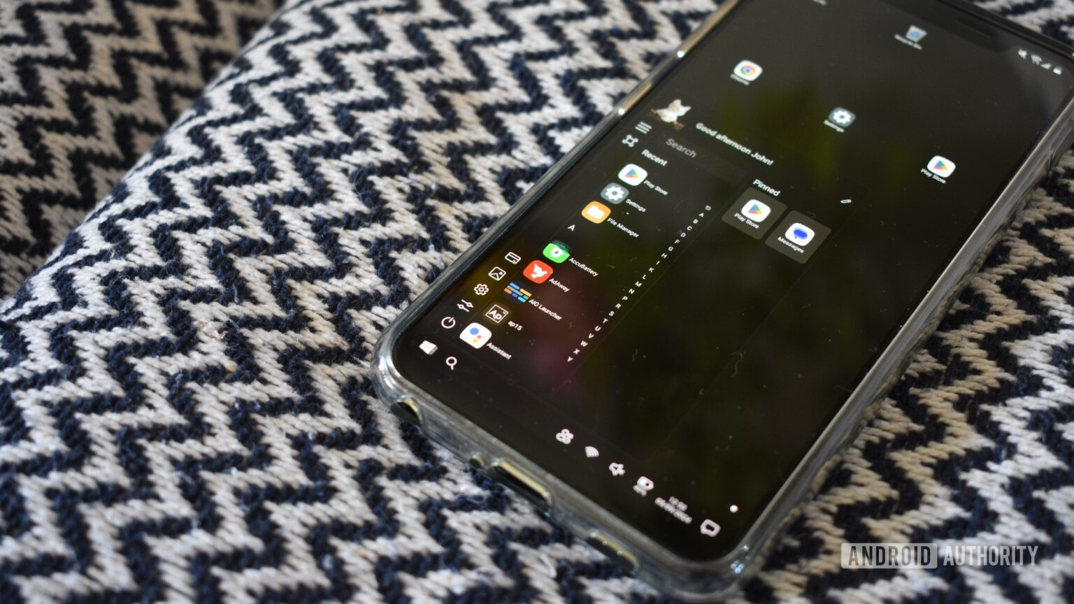 Looking for a unique Android launcher? Here are 9 super options ...