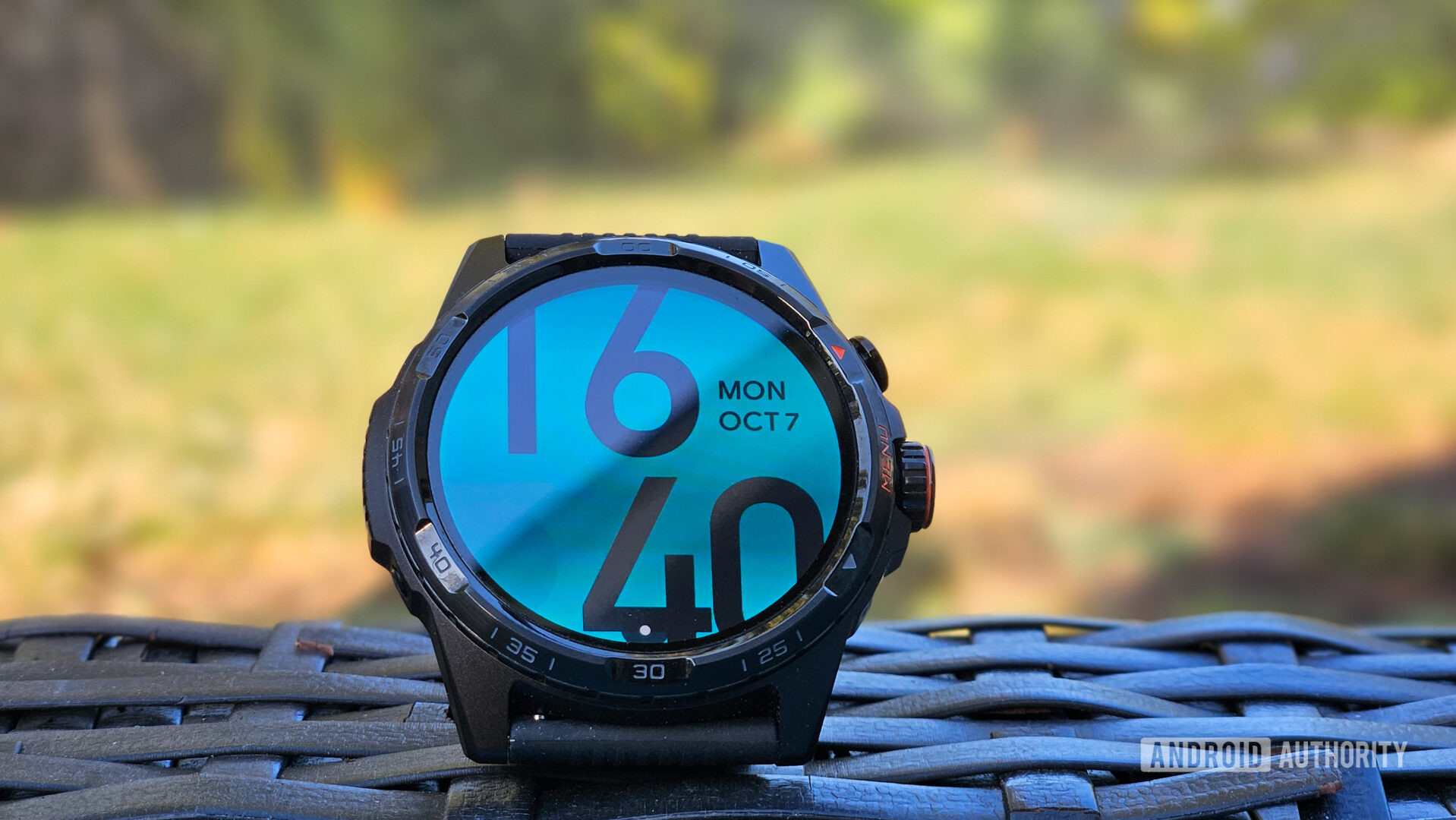 Mobvoi keeps pushing to stay in the Wear OS race with the new TicWatch ...