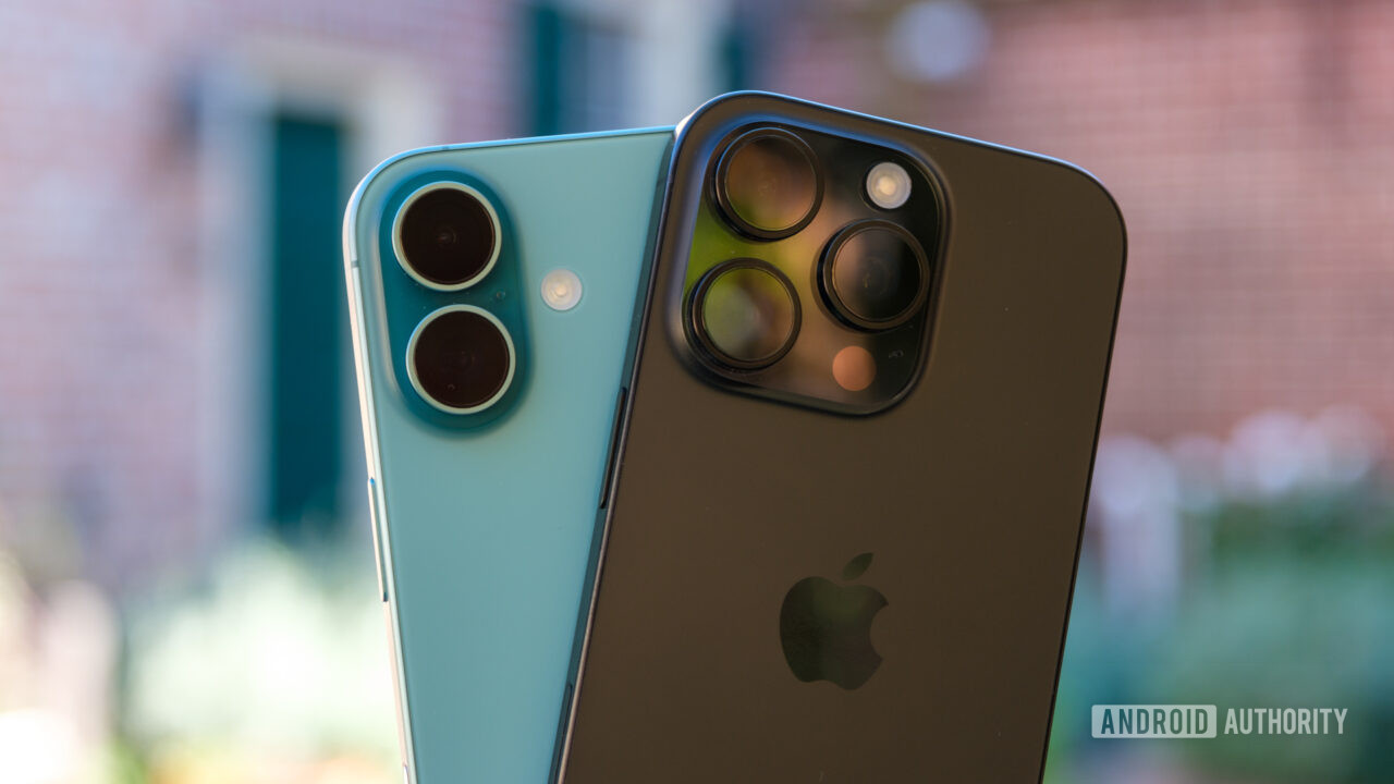 Does the Apple iPhone 16 have eSIM and dual-SIM capabilities? - Android ...
