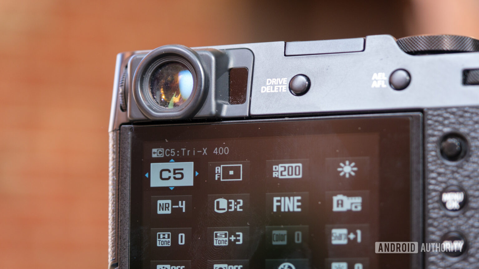 I took three phones to Europe, but only used my Fujifilm pocket camera ...