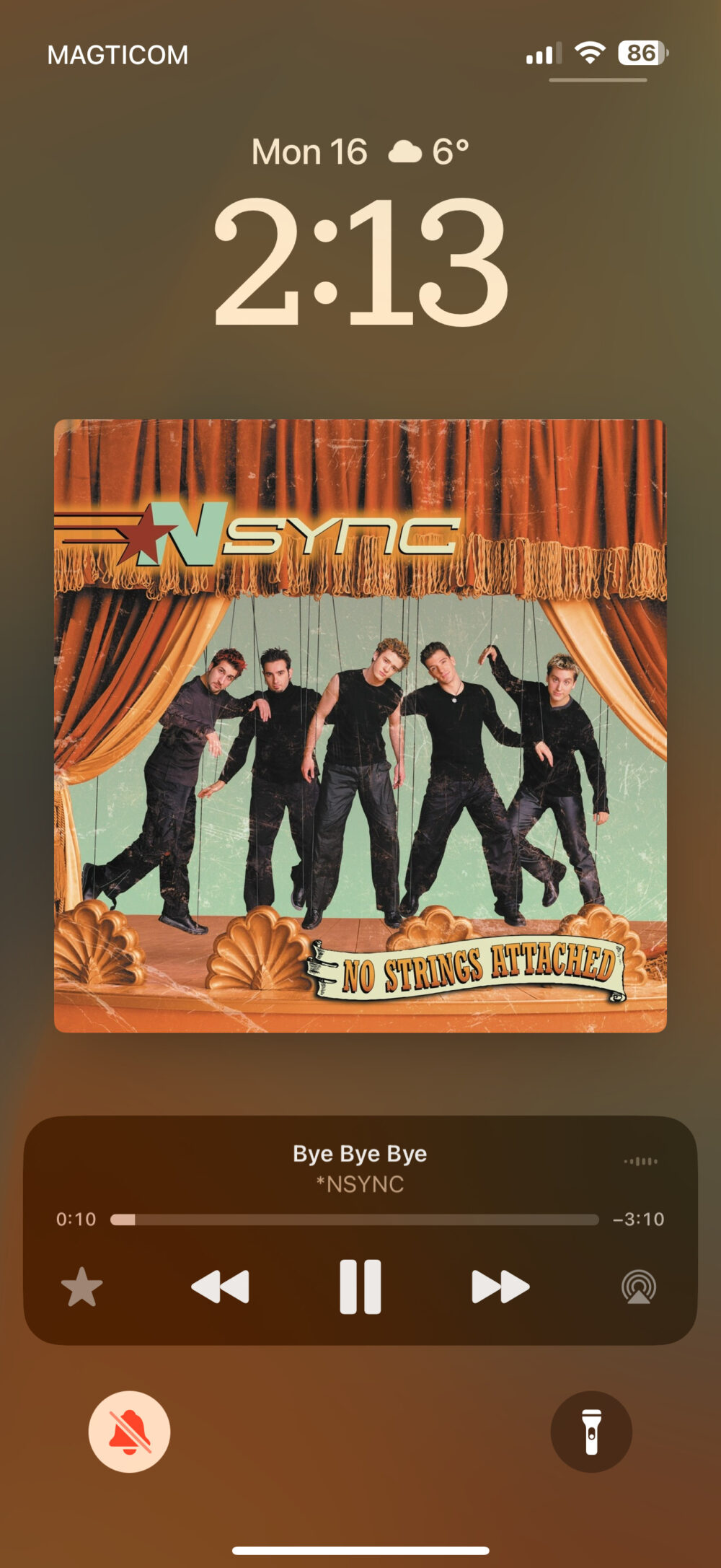 How to enable the hidden lock screen volume controls on iOS 18.2 ...