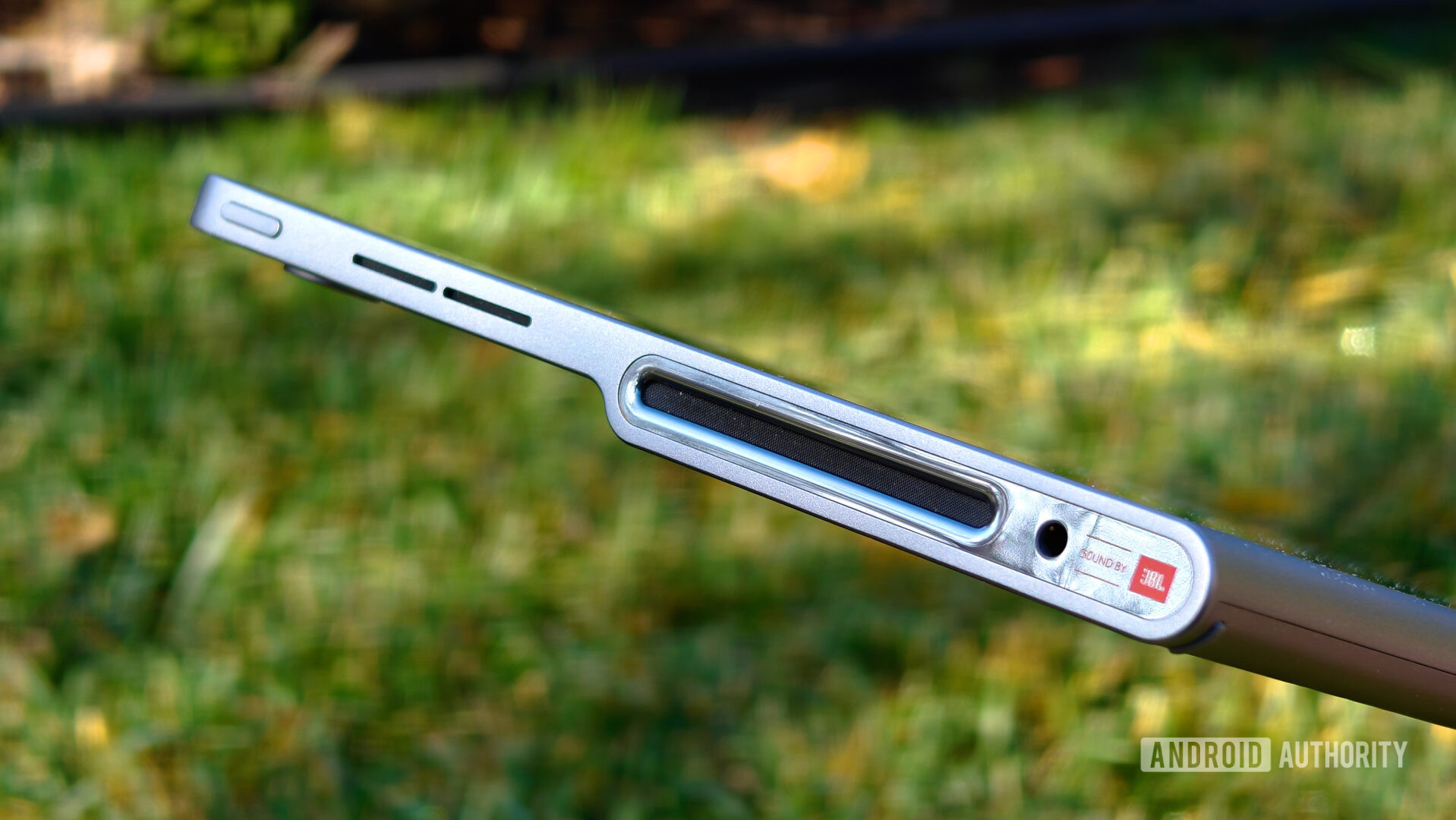 Lenovo Tab Plus review: More exciting than any iPad or Galaxy Tab I’ve used