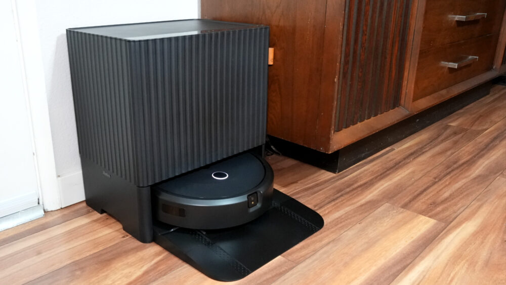iRobot Roomba Combo 10 Max review: Vacuuming beast with limited vision