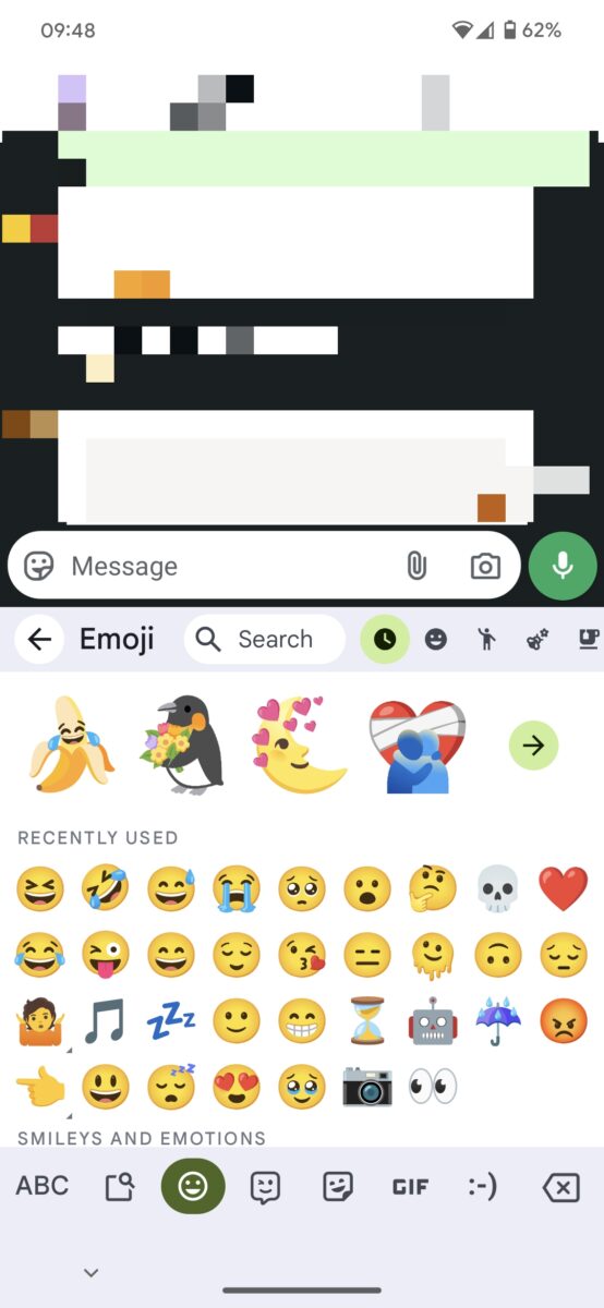 New Emoji Kitchen changes include ready-made suggestions, more ...