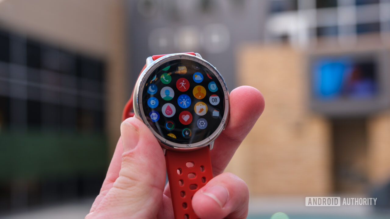 Amazfit Active 2 hands-on review: $100 smartwatch that's great for running