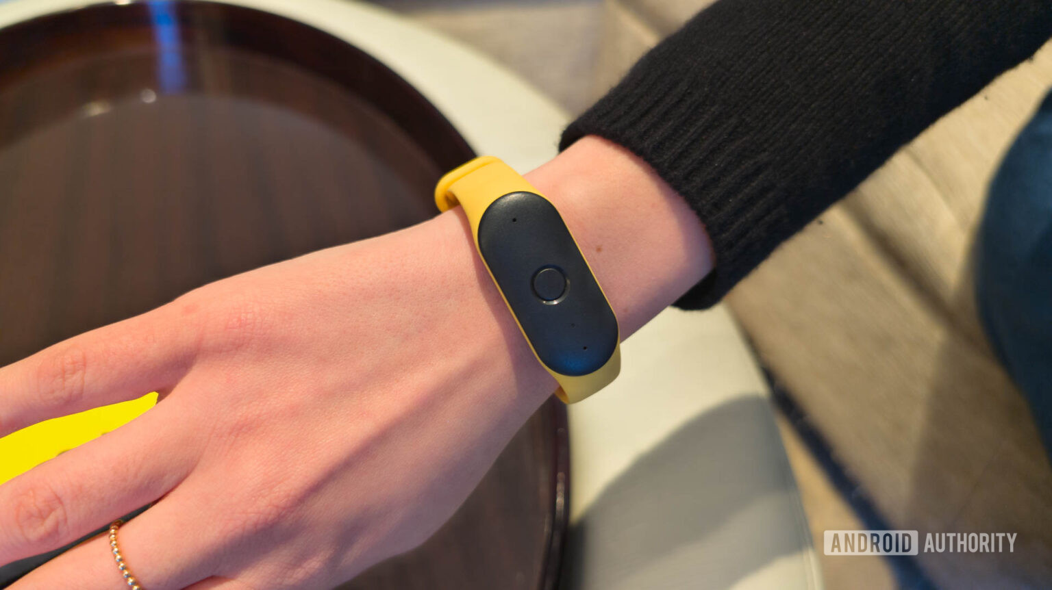 The Bee wearable might finally be the personal AI device we need ...