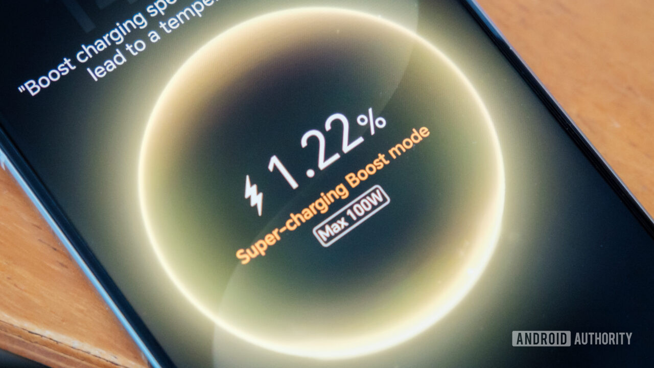 I want Apple, Google, and Samsung to copy this brilliant charging feature