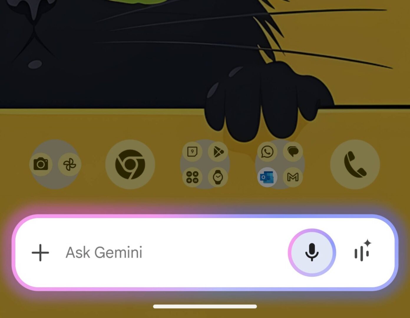 Google gives Gemini's compact overlay a colorful glow that looks ...