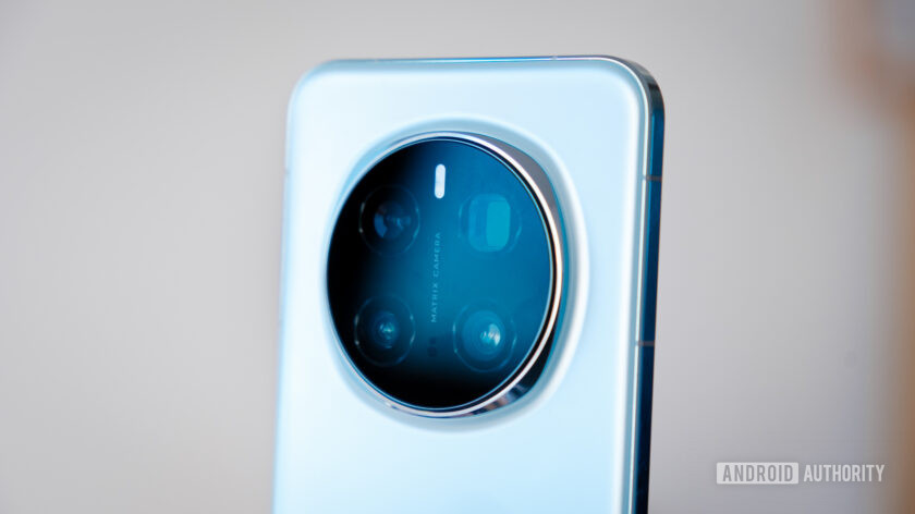 HONOR Magic 7 Pro review: Are AI upgrades enough to top the Pixel?